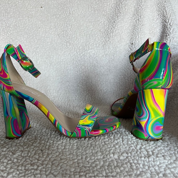 Rouge Helium | Shoes | Psychedelic Heels 7s Style Groovy Patterned ...